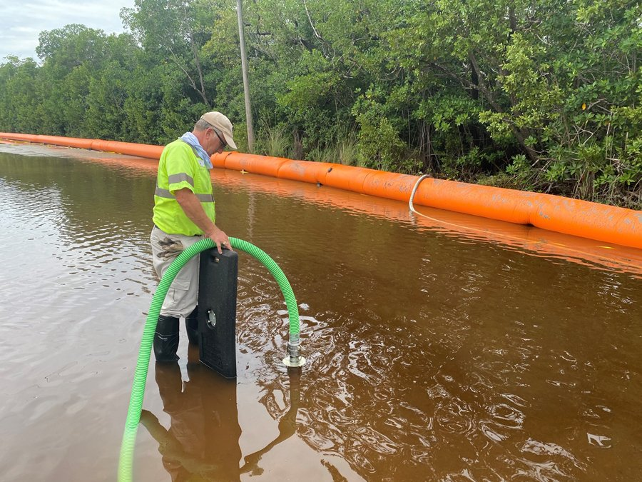 Green Inflatable Barrier Tube for House - Buy green flood barrier tube ...