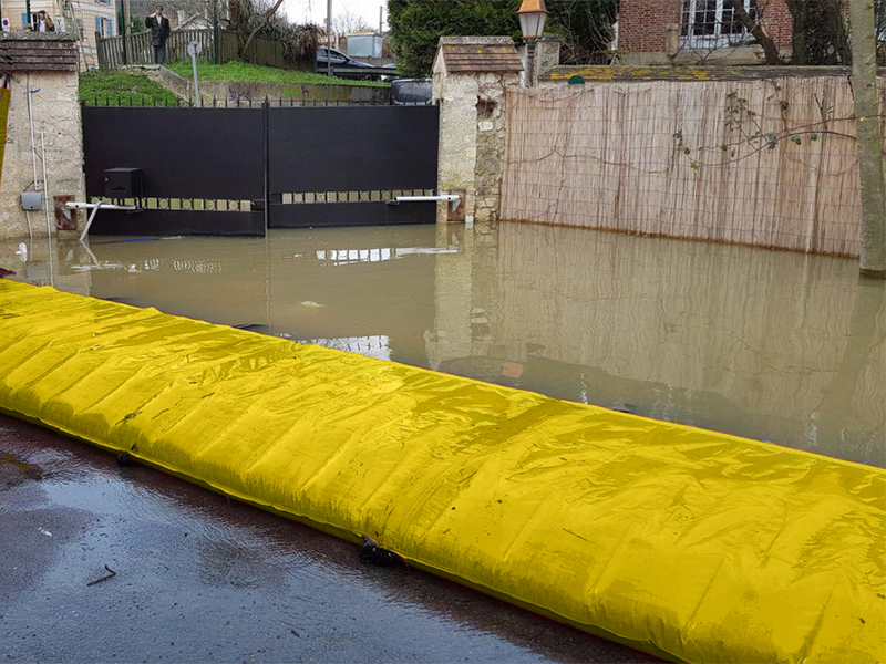 Temporary Moveable Quick Water Barrier Dam - Buy water gate flood ...